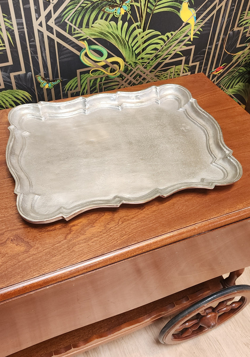 Beautiful metal tray – Mishique Design