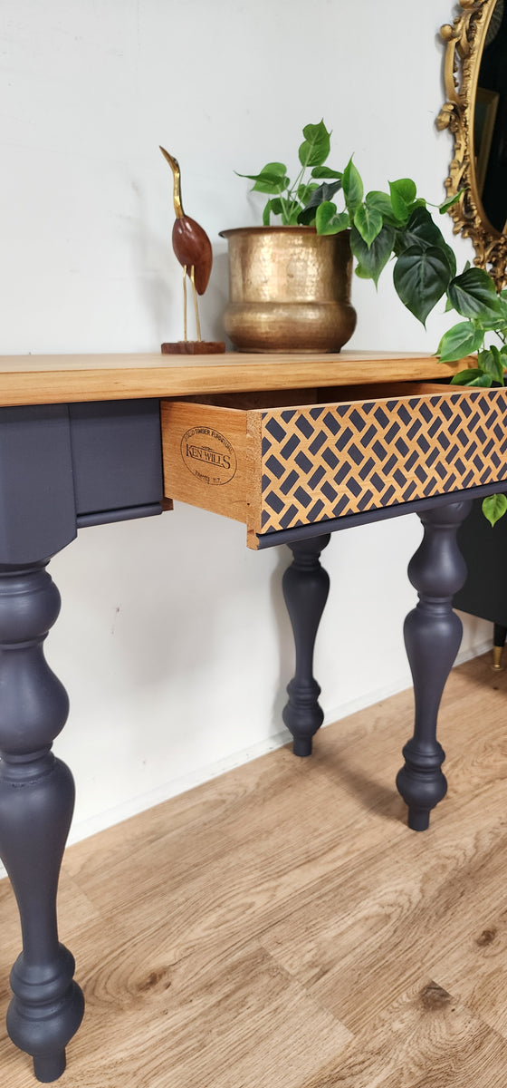 Navy and rimu table – Mishique Design